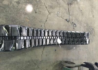 중국 보증 800 - 1000 시간을 가진 300 * 52.5 * 84mm 고무 굴착기 궤도 현장 작업 판매용