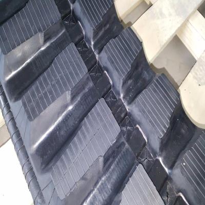 Black Undercarriage Rubber Tracks 300*55.5k*82 / Lightweight Rubber Tracks High Speed