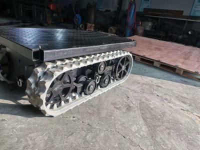 China Projetando a estrutura de borracha pequena da trilha da maquinaria com a plataforma que carrega 300kg for sale