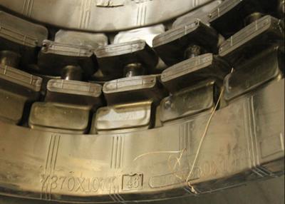 中国 連続的な46 Links Excavator Rubber Tracks 370mm Width 販売のため