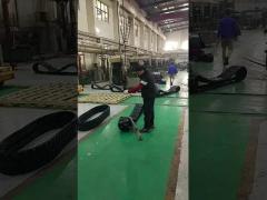 Yanmarの掘削機のゴムはB50.2b/Vio45 400 x 75.5 x 74mmのための55のリンクを追跡します