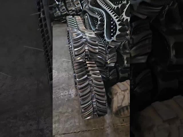 Cingolo in gomma H280X72X47 con disegno alto 40mm per macchine da giardinaggio o tosaerba