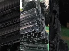 56リンク500mm幅のゴム製スノートラックがジョイントレスで連続
