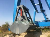 China Remote Control 13m3 2 Peels Clamshell Grab Bucket 9500kg for Single Hook Crane for sale