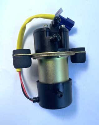 China Onderdelen voor vrachtwagens Elektrische brandstofpomp 15100-77300 UC-V6B for sale