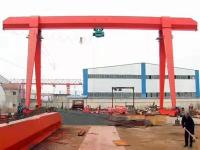 China 20m Lifting Height Overhead Crane Single Girder With Remote Controlled Operation for sale