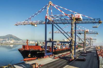 Quality A5-A8 Gantry Port Crane For Container Handling Ship Loading And Unloading for sale