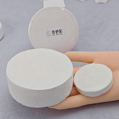 China Water Absorption Compressed Bath Towel 70*140cm Portable Bath Towel for sale