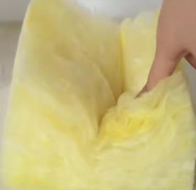 China Blanket Glass Wool Insulation Glass Wool Felt Rolls Insulation With Average Fiber Diameter 5-8μM And Density 10-48kg/M3 for sale