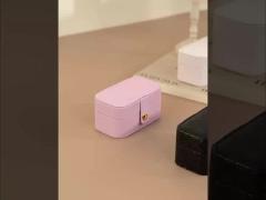 Draagbare parelblauwe roze sieradenorganisator voor reisgemak in PU-materiaal