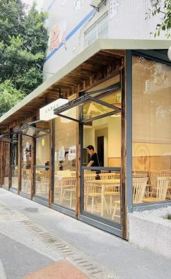 China Hot Trends Folding Balcony Window Invisible Flyscreen Aluminium Casement for sale