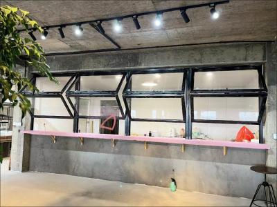 China Quadruple Low-E Argon/Krypton Hybrid Glazed Folding Windows - Ug=0.28W/m²K Arctic Edition for sale