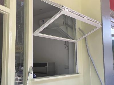 China Heavy-Weather Folding Window Build Featuring Enhanced Drainage Channels and Wind-Load Resistance for sale