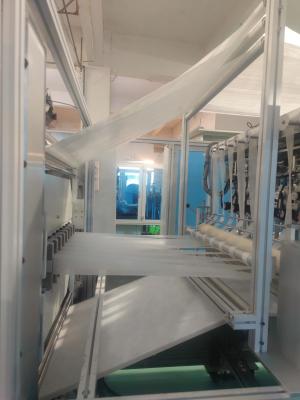 China Innovatieve ultrasone trapeziumvormige luchtfiltratiezakmachine met hoog rendement Te koop