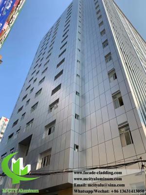 China 3mm PVDF Finish Solid Aluminum Wall Cladding with 15 Years Warranty and Customizable Perforated Design for Facade for sale