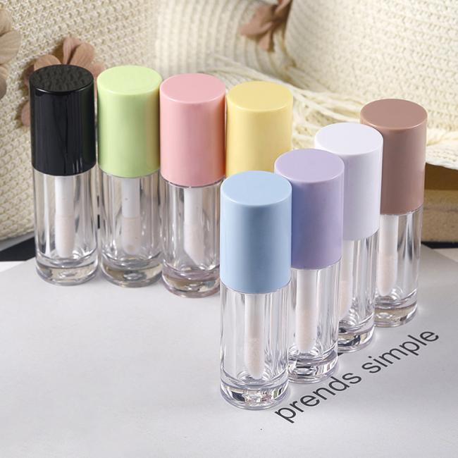 Multi-color lip gloss tube options