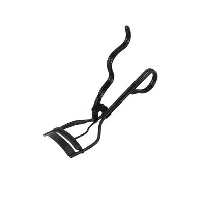 China Customized Logo Black Wave Handle Eyelash Applicator Creative Curling Eyelash Curler for sale
