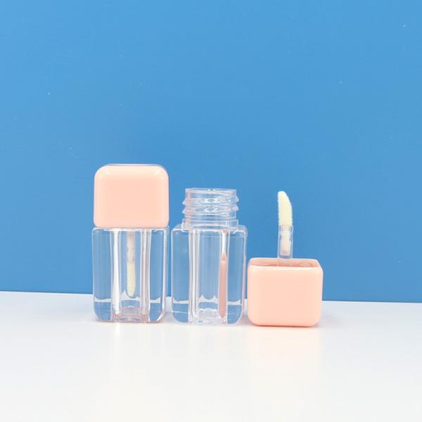Quality OEM Refillable Lip Gloss Tube FOCSTAR Transparent Lip Gloss Square Tubes for sale