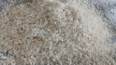 Cina Trucioli di legno del materiale per il nido/segatura di legno/piccolo legno Chips For Pet Use in vendita