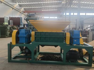 China Triturador Industrial de Duplo Eixo Triturador de Pneus de Plástico Triturador de Borracha Triturador de Resíduos de Metais Pesados for sale