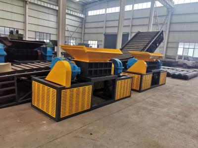 China Triturador de dois eixos industrial para reciclagem de metais e plásticos Triturador de dois eixos for sale