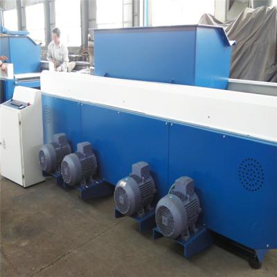 Cina Macchina per ugualizzare di legno del HSS 1000kg/Hour 1400mm in vendita