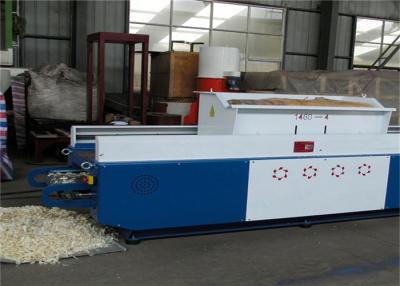 Cina macchina per ugualizzare di legno dell'azienda agricola di pollo della lettiera del topo 1500kg/H in vendita