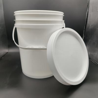 Cina Serbatoio per prodotti chimici certificato ISO9001 secchio di plastica da 20 l con coperchio in vendita