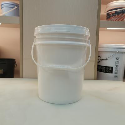 China Prueba de fugas de pintura de plástico de 5 litros Resistente a la helada en venta