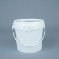 China Stackable White Plastic Buckets Pail With Lids For Food Storage for sale