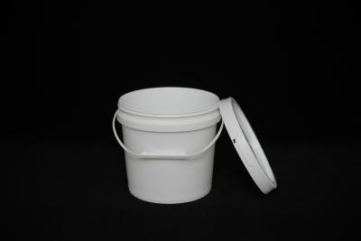 Cina Botti di plastica riutilizzabili per alimenti con coperchio per lo stoccaggio di alimenti ecologici in vendita