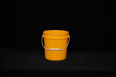 China Cubo de comida reutilizable con tapa y manija libre de BPA y seguro para el lavavajillas en venta