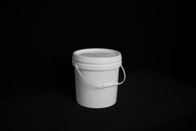 Cina Bottile di plastica da 5 litri con maniglia e coperchio in vendita