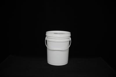 中国 0.2L-20L 立方型 プラスチック製の重用水桶 蓋付き 販売のため