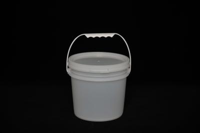 Cina Bottine di plastica durevoli con coperchio per la produzione e lo stoccaggio degli alimenti in vendita