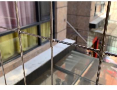 Cina Griglie da balcone a fili di acciaio a 3 mm con capacità di 100 kg in vendita