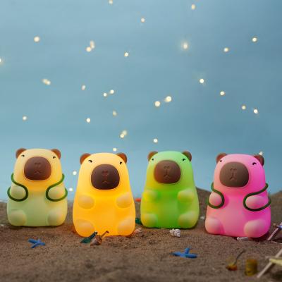 Cina Nuovo arrivo Seven Color Silicone Capybara Night Lamp Regali di compleanno Luce notturna in vendita