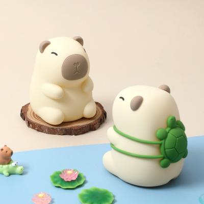 China Nachladbares schönes Design Weiches Silikon Capybara Nachtlicht Für Kinderzimmer for sale