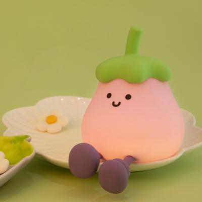 Cina Ortaggi Piccole melanzane Lampade in silicone USB Ricaricabile Camera da letto Cucina di notte Luci per regali in vendita