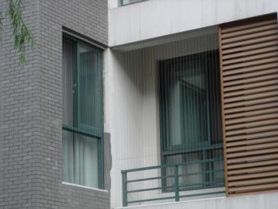 China Moderno estilo de design da sociedade 316 grau de arame Invisível Grille Balcão à venda