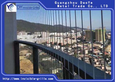 China Aluminiumspoor 316 SS het Nylon Onzichtbare Traliewerk van het Deklaagbalkon Te koop