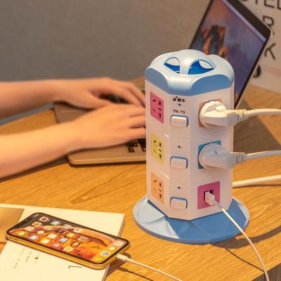 China 2 USB 230V Portable Power Socket With 11 Outlets Extension Cord for sale