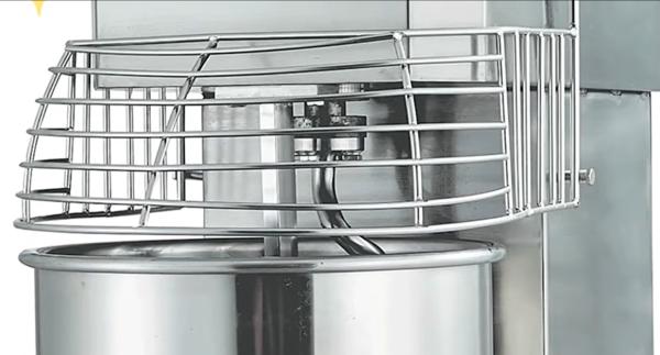 Quality 100L Bakery Commercial Equipment Spiral Dough Kneading Mixer 100/200R Per Min for sale