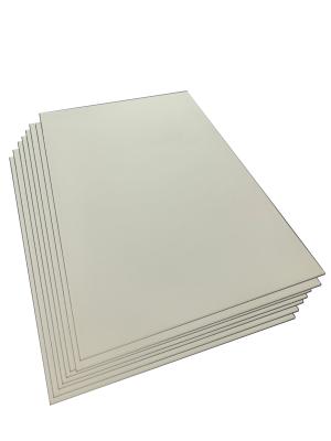 China Glanzend melkwit Buiten Acp-plaat 0,06 mm - 0,50 mm Binnen normaal brandwerend B2 graad 3 mm Dikte Acp bekleding voor huizen / gebouwen Aluminium huid 0,12 mm Te koop
