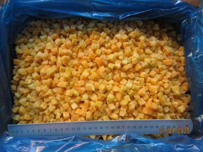 China Sinocharm 4-Star Product BRC-A Fresh Yellow Peach 10x10mm Frozen Diced Fruits Cubes IQF Yellow Peach Dices for sale