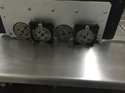 Cina taglio del PWB di 1.2/2.4m, PWB Depaneling per illuminazione del LED con 4 lame degli insiemi in vendita
