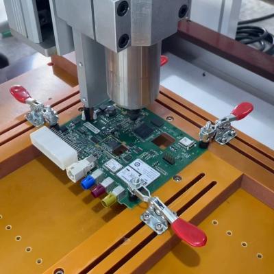 Cina 0.3-3.5mm spessore di taglio PCB su Vietnam PCB Router Machine con 10W di potenza in vendita