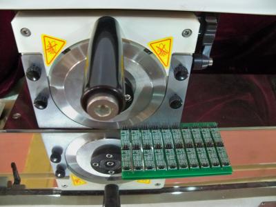 China Manual Tube Cutting Machine With Unique Blade Material Digital Display en venta