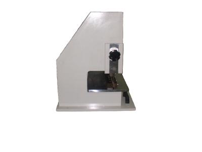 Cina PCB Separator Machine for LED Lighting Industry with 2 High Speed Steel Blades in vendita