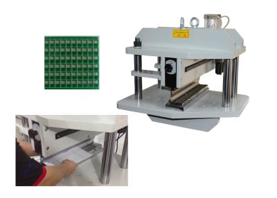 Cina 450mm PCB Depanel Machine high speed steel , Motorized PCB Separator in vendita